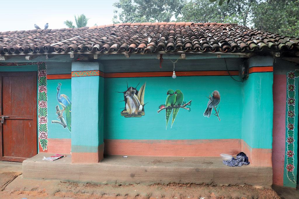 Santhali Sohrai murals: An etch in time